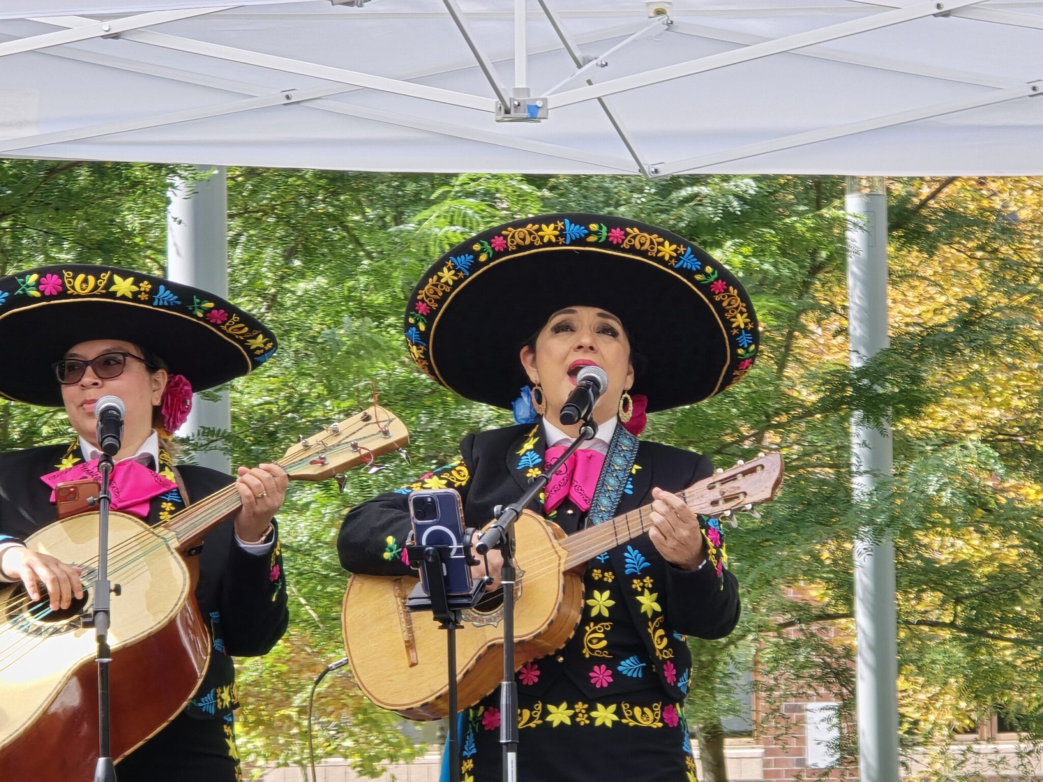 Midday Music: Veronica Robles | Kendall Square